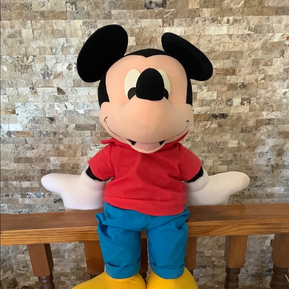 Disney | Toys | Walt Disney Vintage Mickey Mouse Large 26 28 Talk And ...